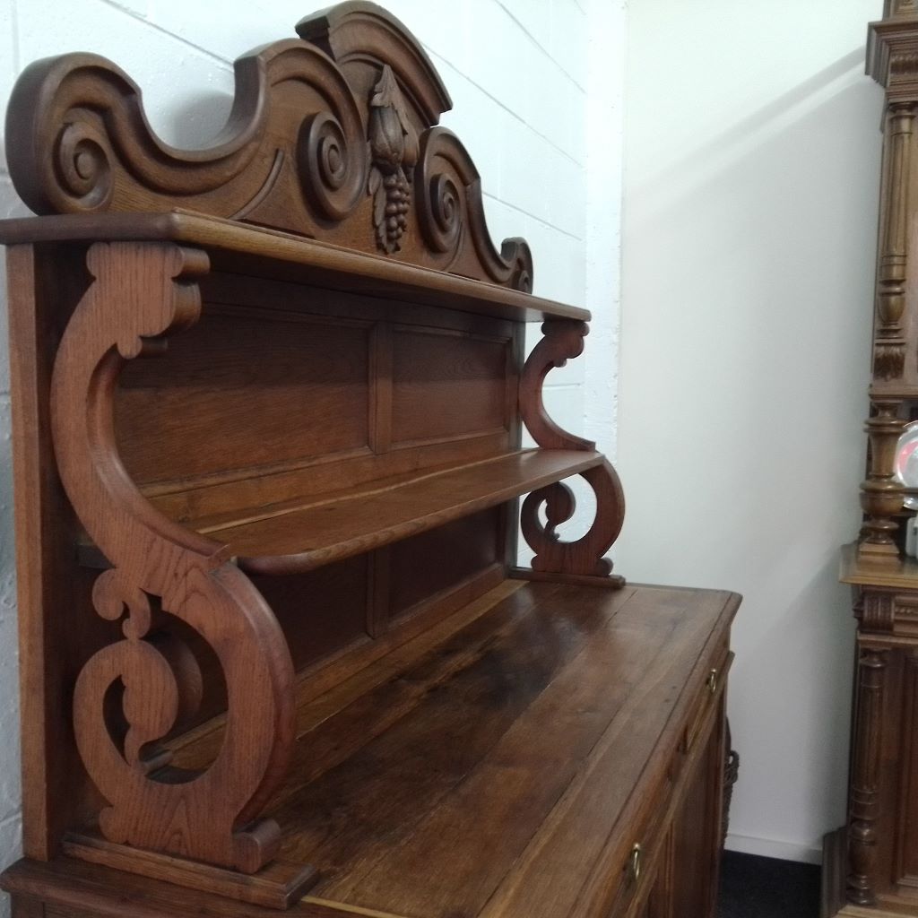 Buffet Saint Hubert – French Originals